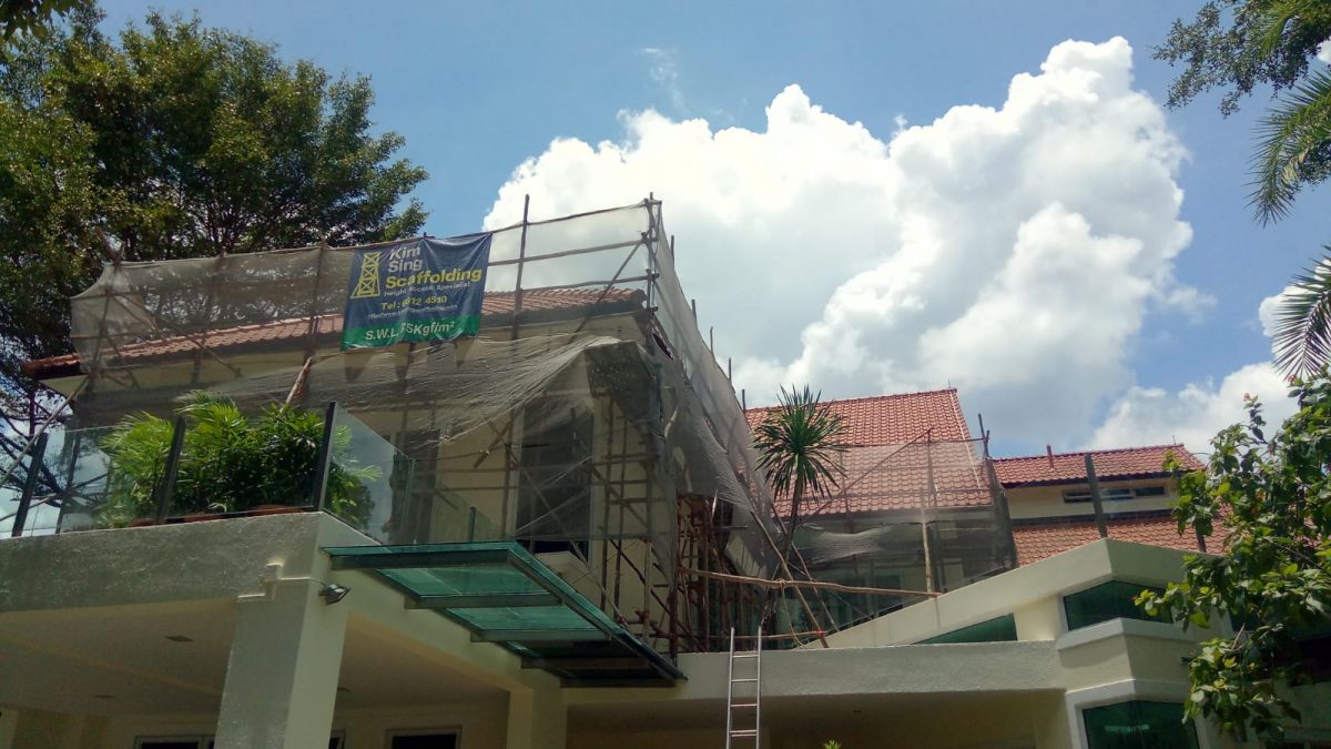 Proper Installation and Maintenance of Wooden Scaffolding
